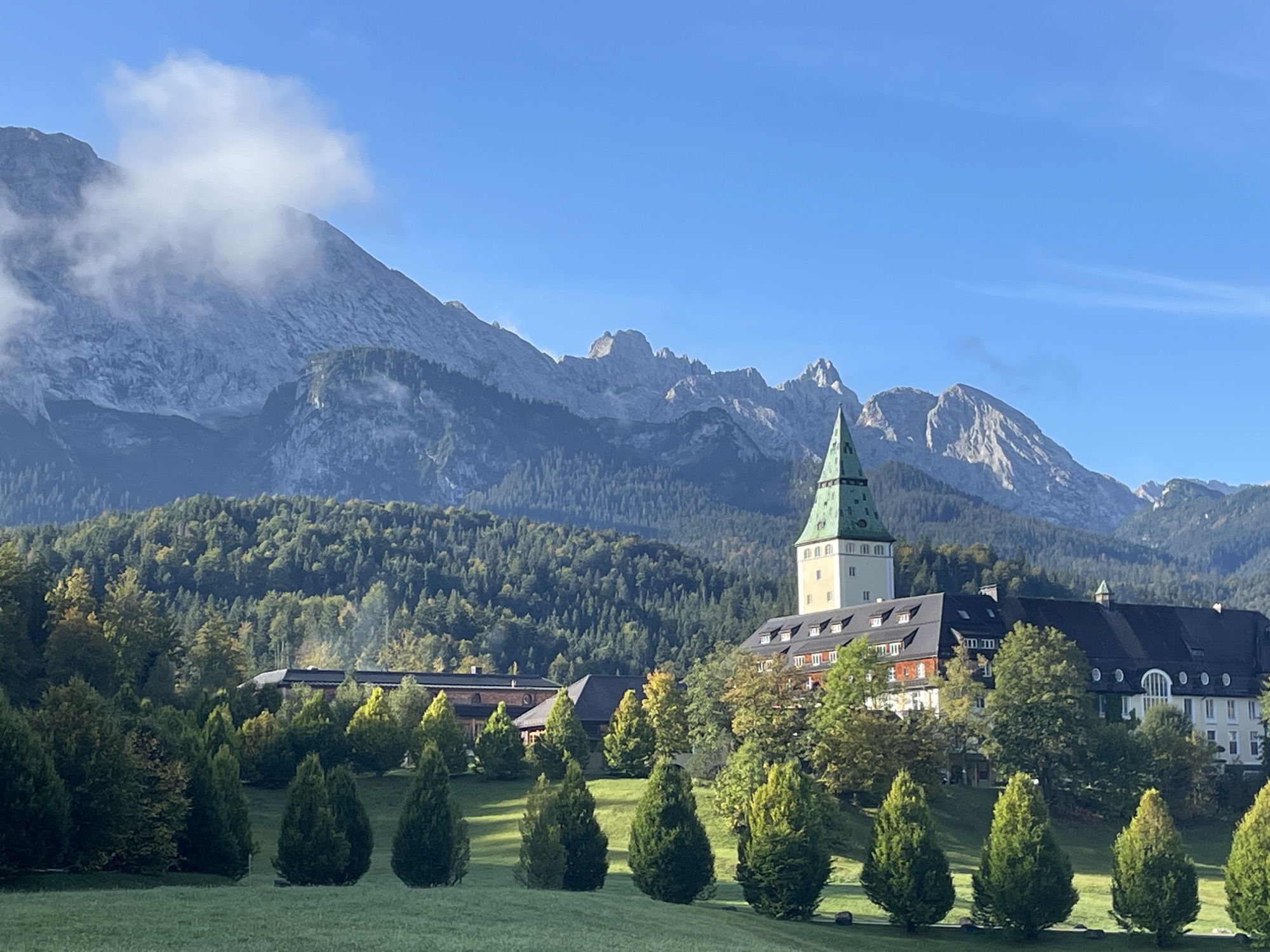 Zoe… – BUILT TO LEAD