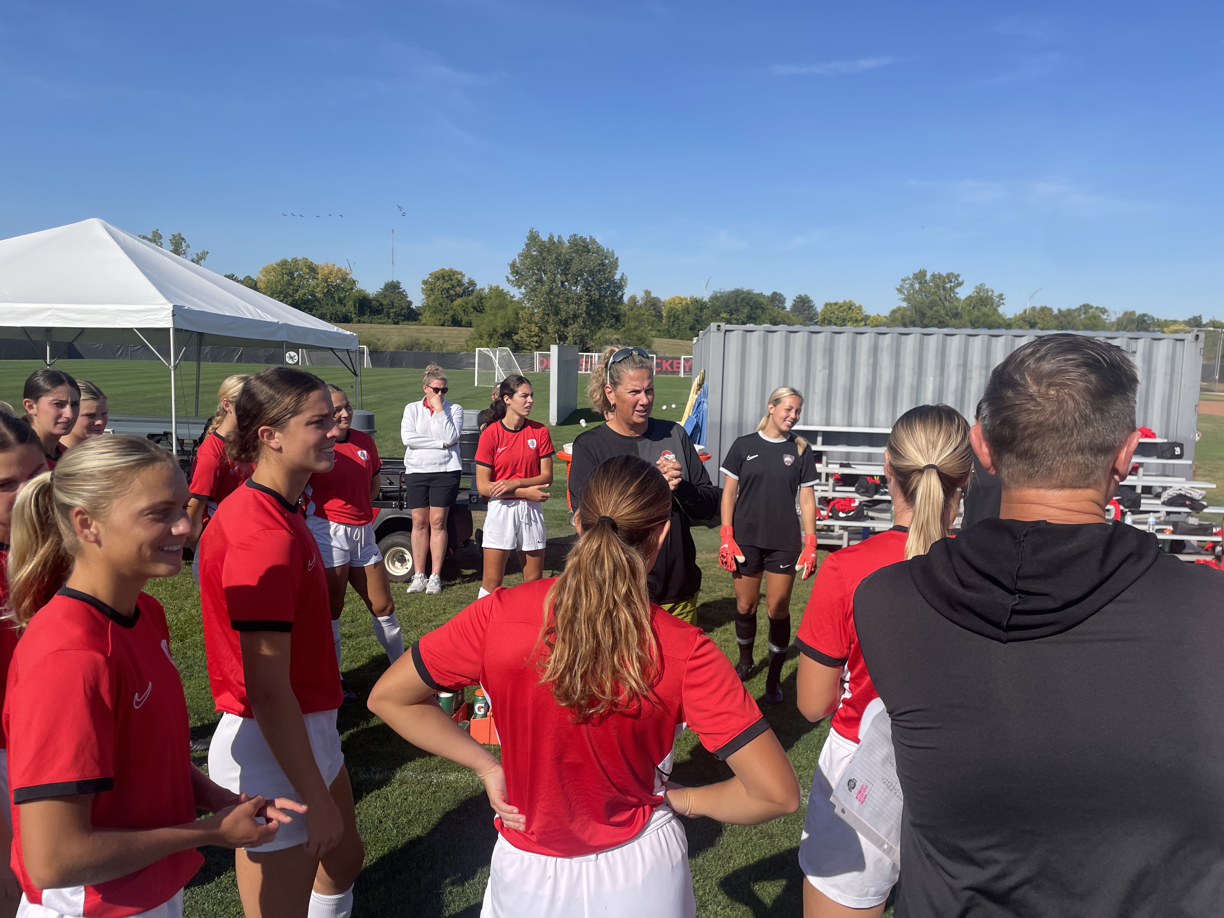 Pass the tension… – BUILT TO LEAD